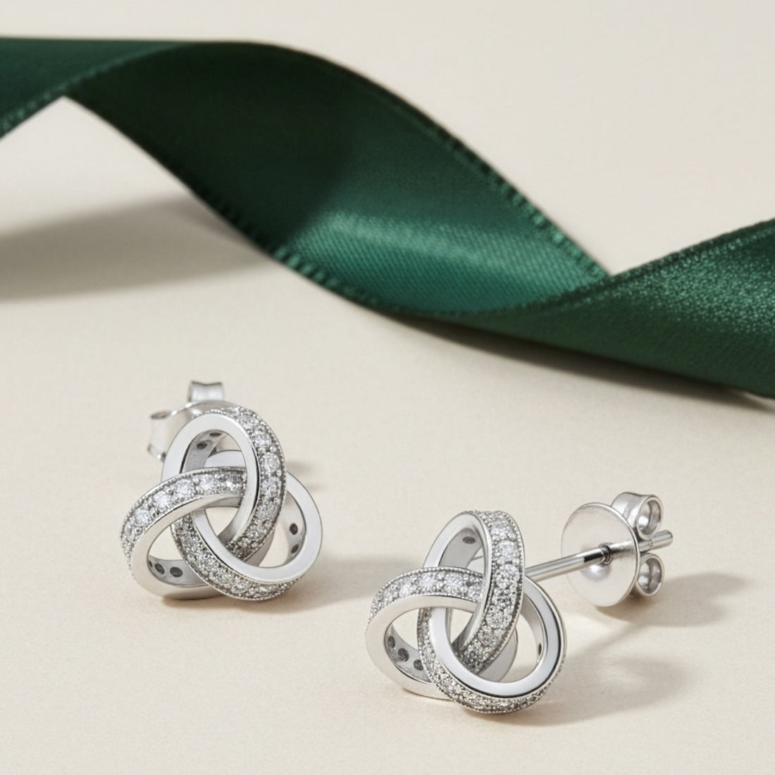 Women's 18 Carat Gold Stud Earrings – The Fine Jewellery Company